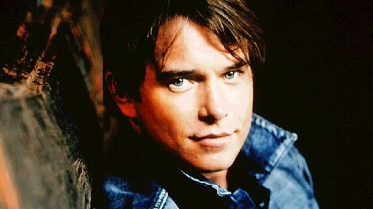 Homenaje Stephen Gately - YouTube