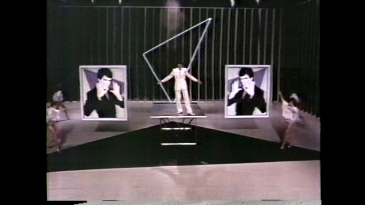 The Magic of David Copperfield IV Intro- Picture Frame 2017 - YouTube