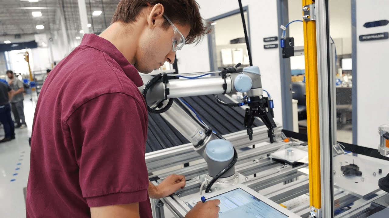 Universal Robot Brake Assembly Cell - KEB America - YouTube