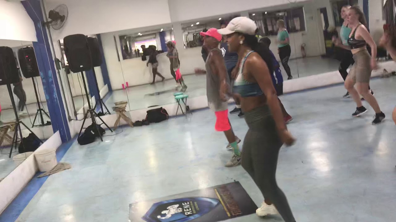 BRAZILIAN DANCE PARTY - EFI Dance Bahia workshop 2020 - YouTube