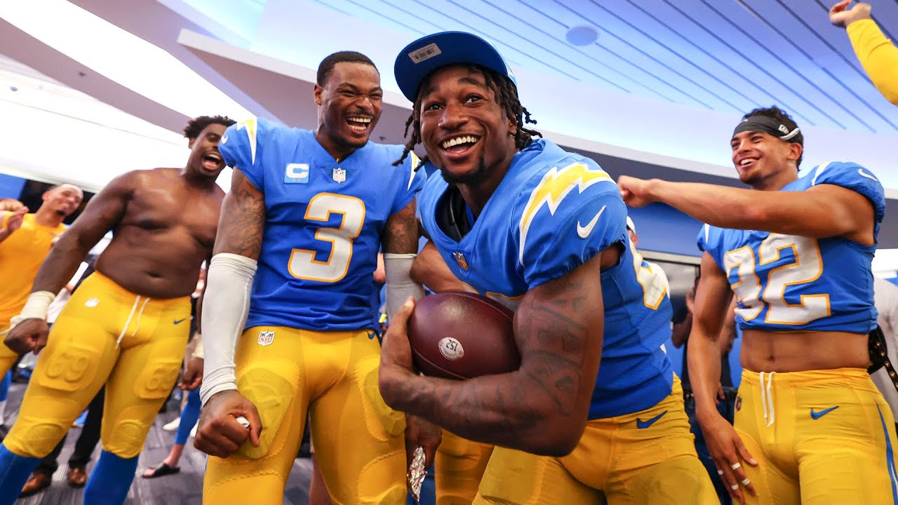 Brandon Staley Locker Room Victory Speech vs Raiders | LA Chargers ...