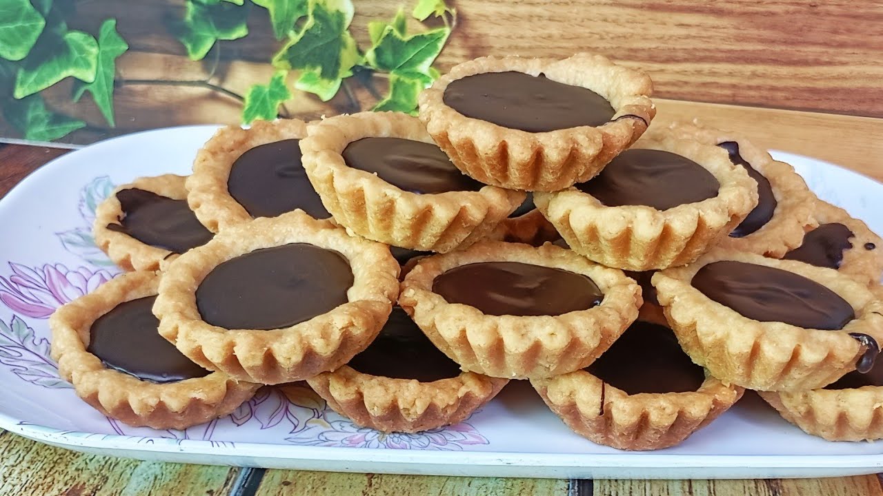 CARA MEMBUAT PIE COKELAT MINI TANPA TELUR - EKONOMIS KOKOH DAN TETAP ...
