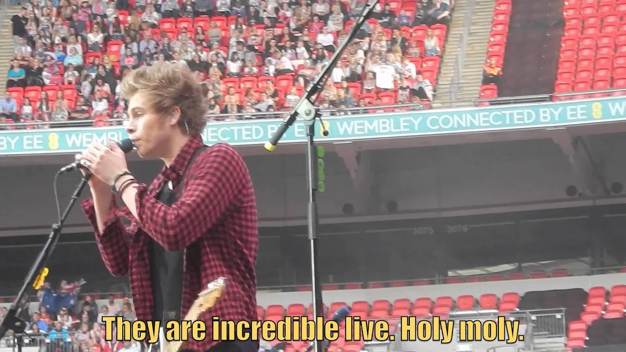 One Direction Live In Concert- Wembley Stadium - YouTube