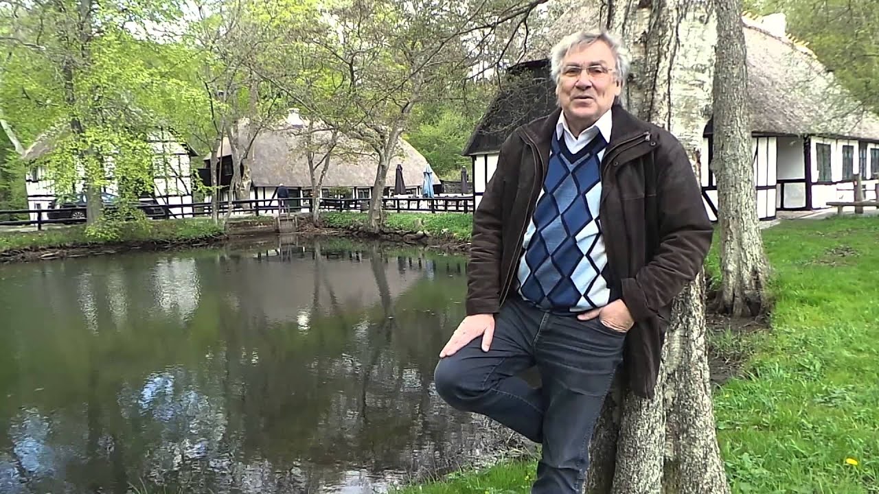 Richard Ragnvald - En Lille Kro Ved Hvide Sande Acordes - Chordify