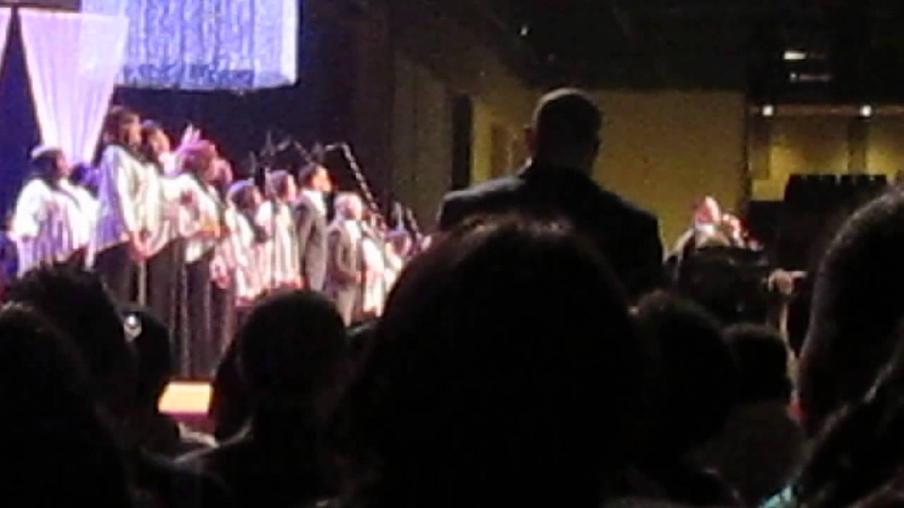 Donald Lawrence & the Living Word Recording Choir "Released" - YouTube