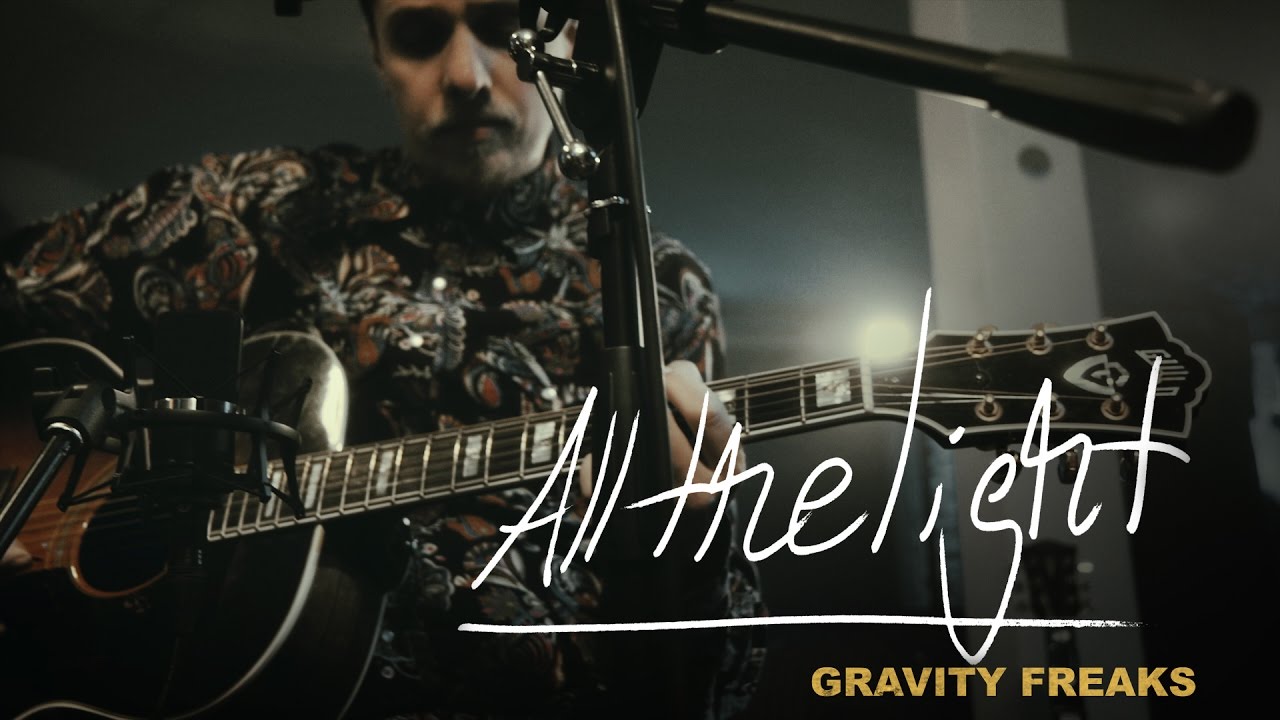 Gravity Freaks - All the light - YouTube