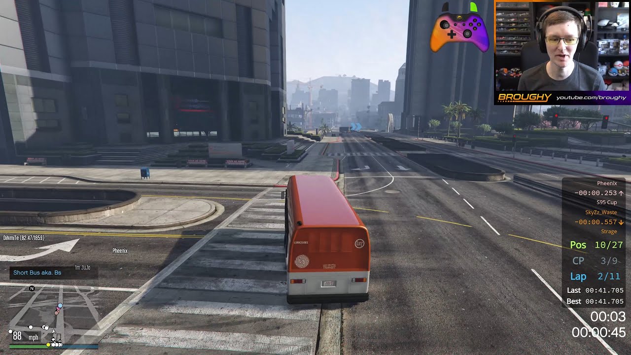 When A Bus Looks Like A Bus... Until It Doesn't (FiveM) [Race] - YouTube