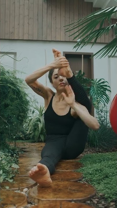 How To Do Advanced Leg Behind The Head Shorts Youtube