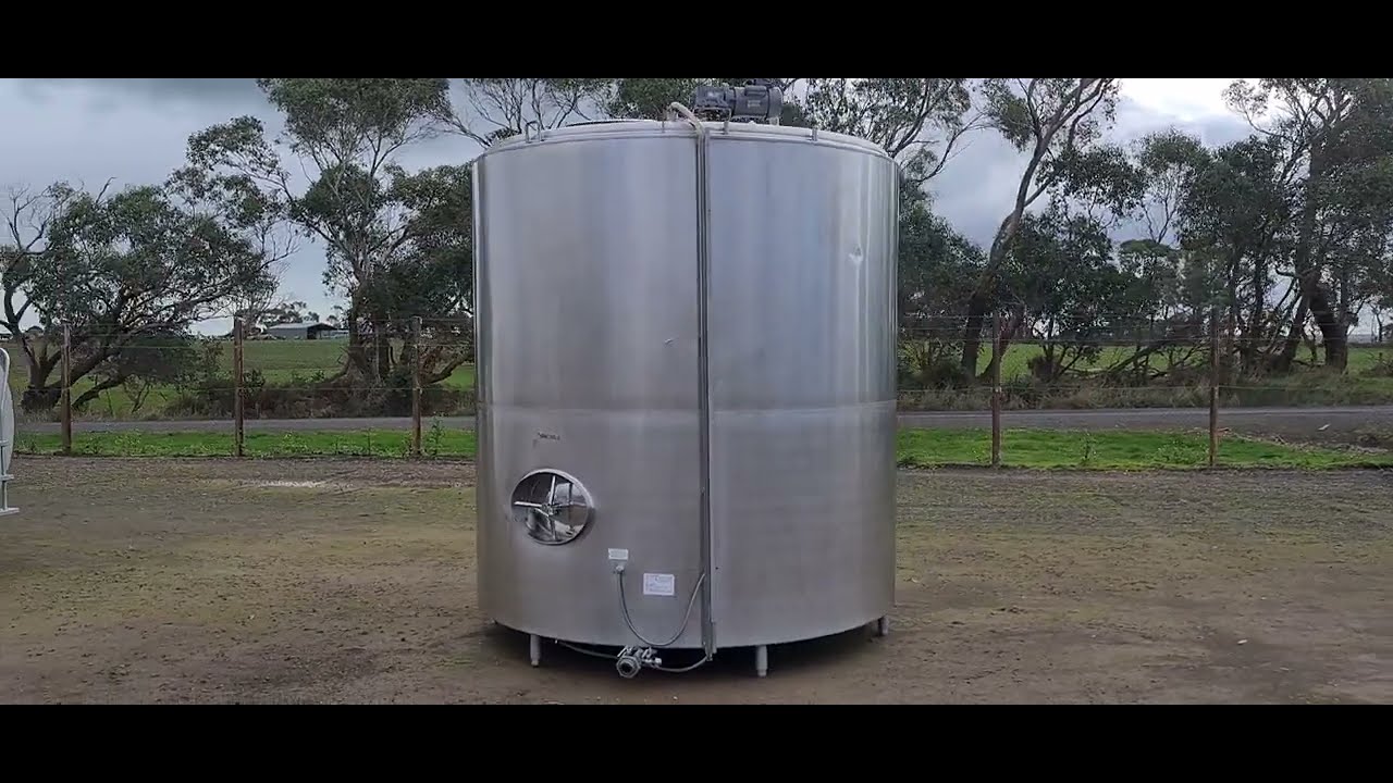 VAT 643 STAINLESS STEEL TANK, MILK VAT 10600lt - YouTube