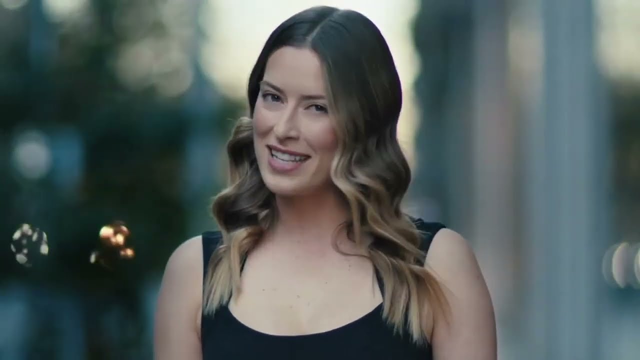 Holly Phillips - Presenting Reel - YouTube