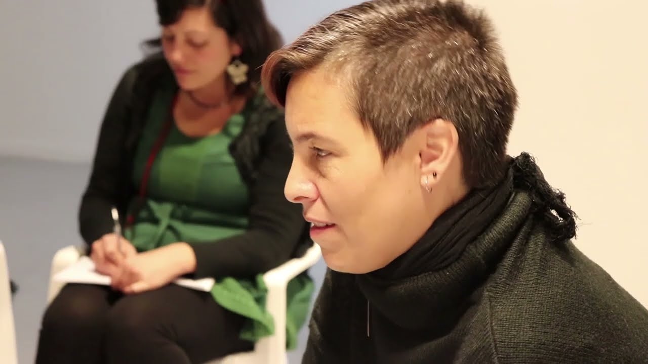 Taller en Marco Arte Foco con la artista Lorena Wolffer - YouTube