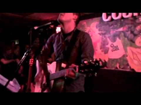 Brian Fallon - Say Anything (Bouncing Souls cover) @ Court Tavern - YouTube