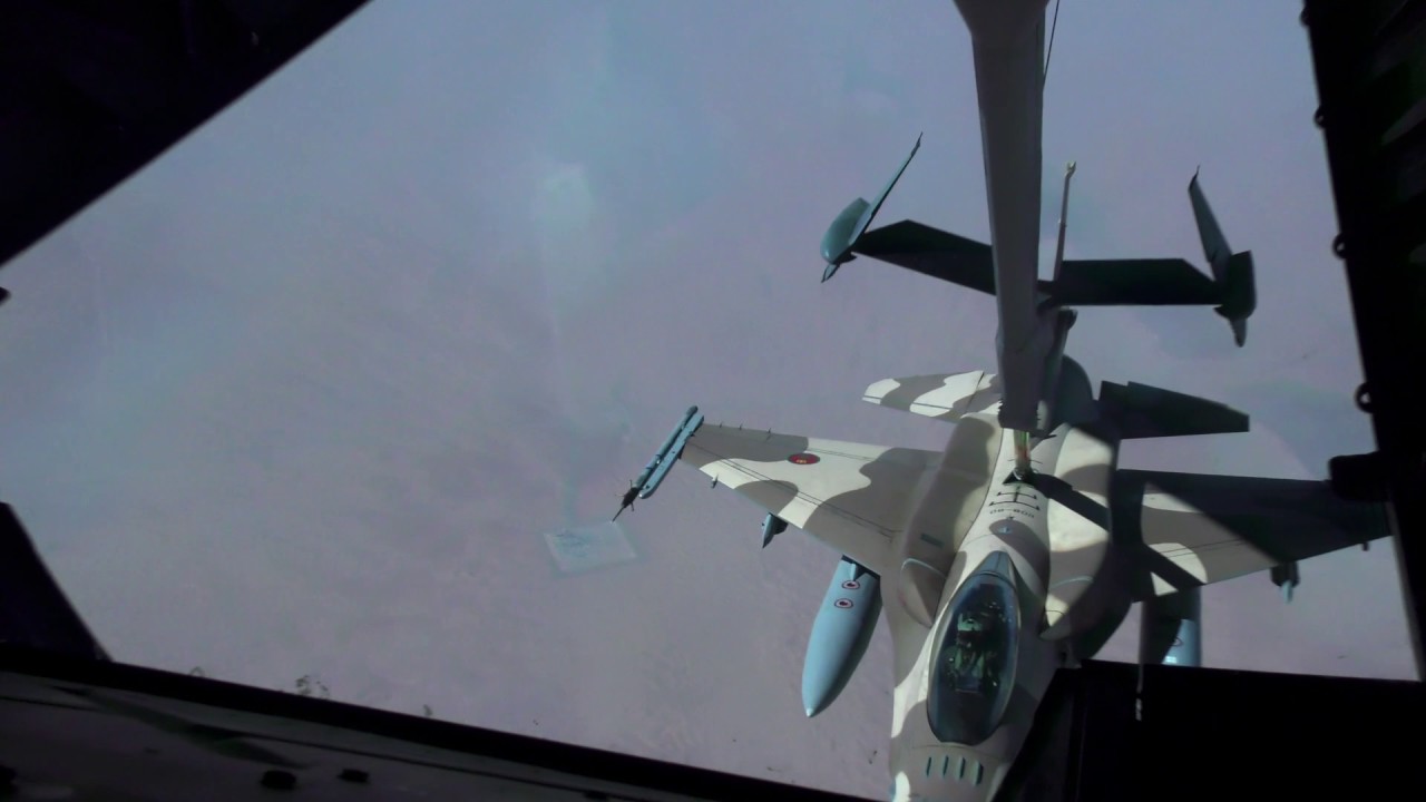 Advanced Tactical Leadership Course - Morocco F-16 Refueling - YouTube