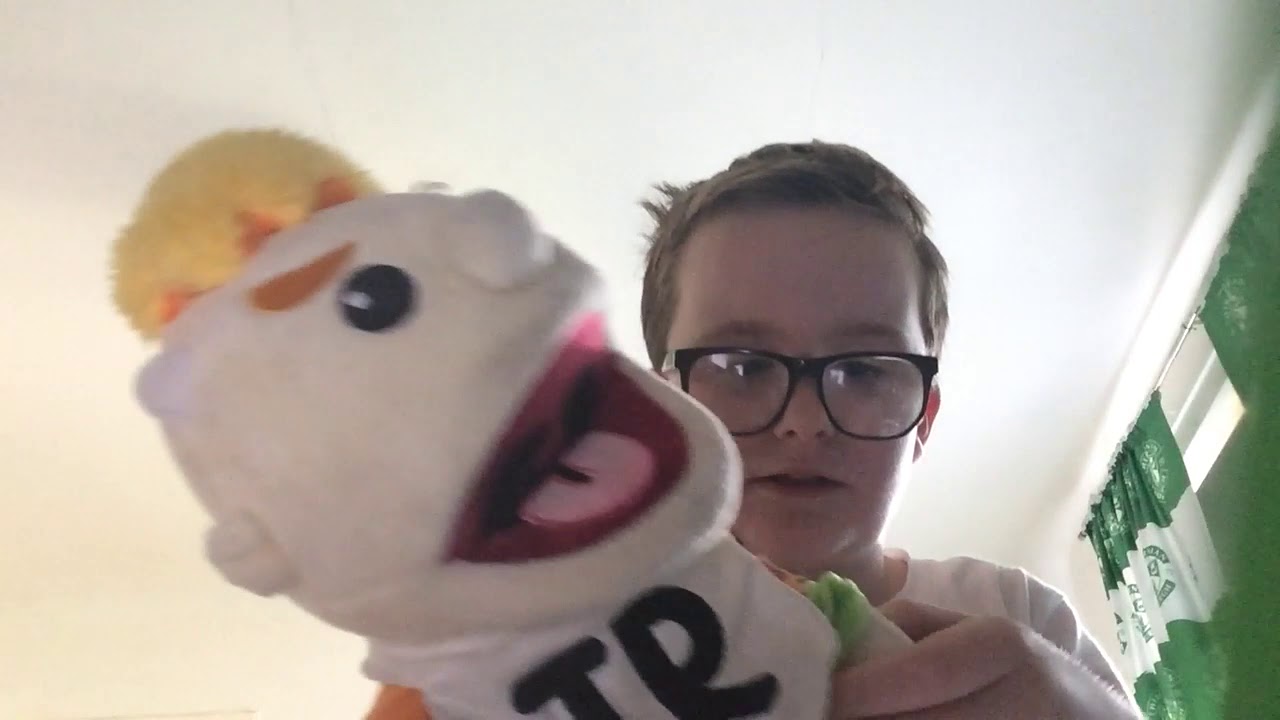 Sml junior puppet (review) - YouTube