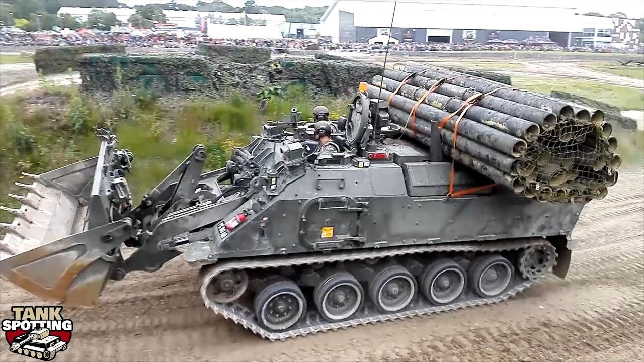 Hey Hou Lets Dig! Here's The British Terrier Armoured Digger - Tankfest ...