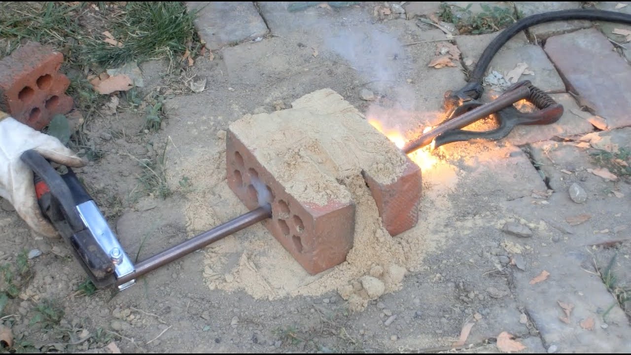 Carbon Arc vs Sand - YouTube