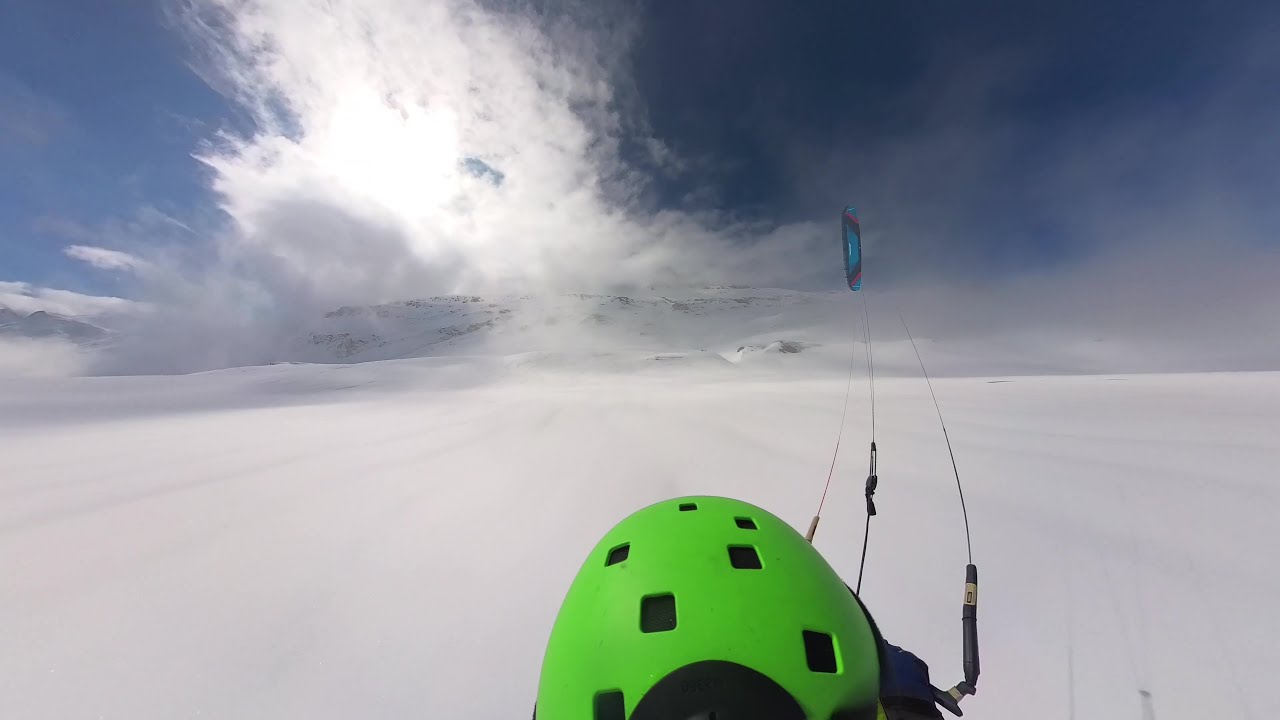 FLYSURFER SuperSonic 12 m Snowkite col du Mont Cenis - YouTube
