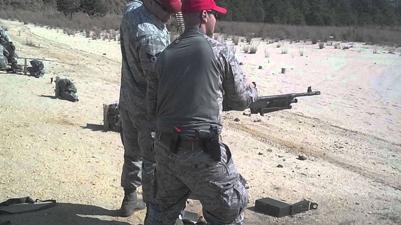 M240 B fired from the hip position - YouTube