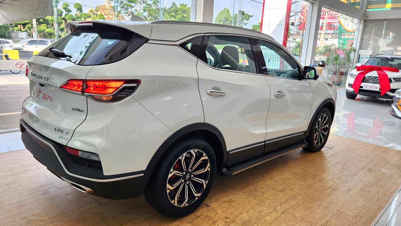 2023 SOUEAST DX7 Pro Comfortable SUV White Color Exterior Interior - YouTube