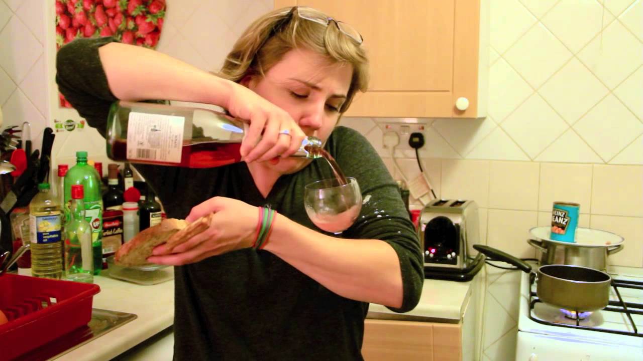 My Drunk Kitchen, S2E11: TOAST - YouTube