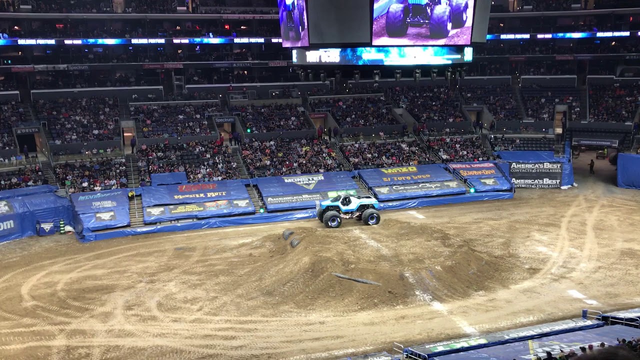 Soldier Fortune Ice Debut - Crazy Flip! - YouTube