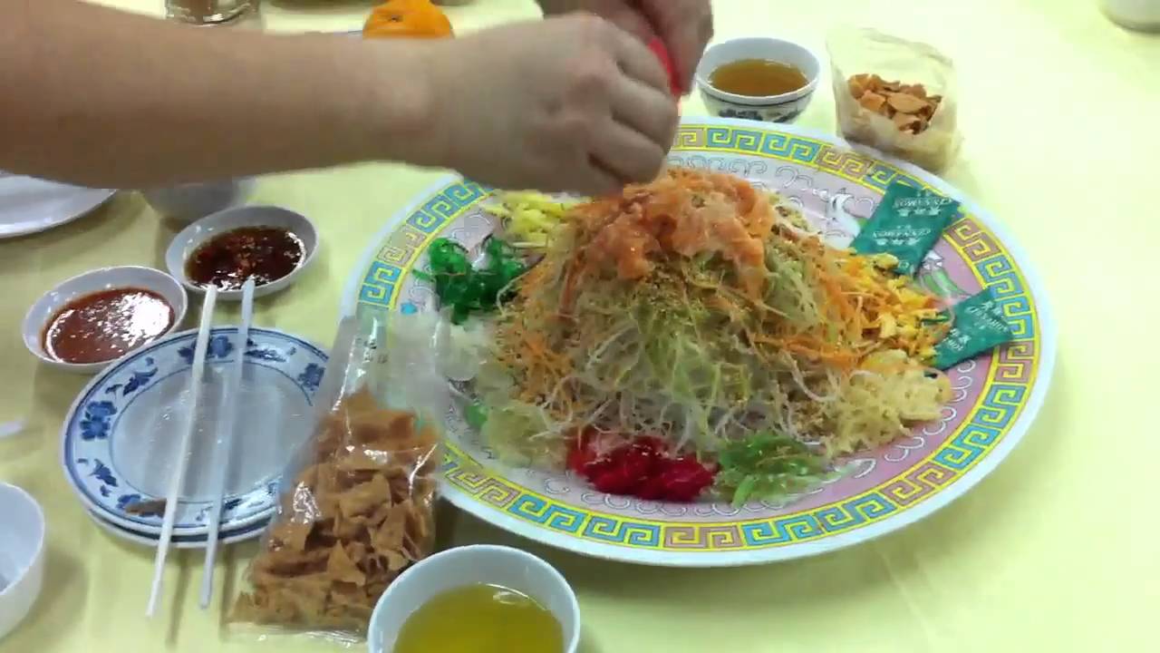Chinese Raw Fish (Yusheng) at KPT - YouTube