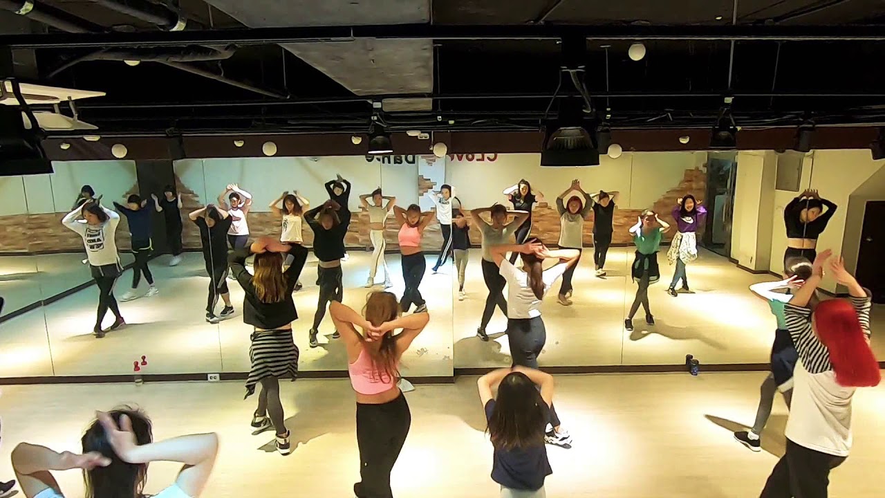 화사(WHASA)-멍청이(TWIT) Dance Cover #클러버댄스 (Mon.Wed) pm 8:00 - YouTube