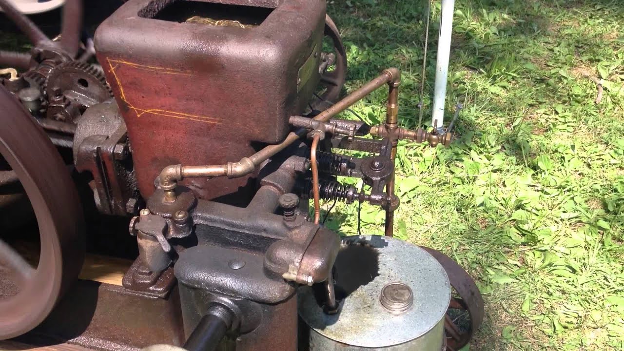1916 Ottawa 2 1/2 hp Footed base Kerosene Engine - YouTube