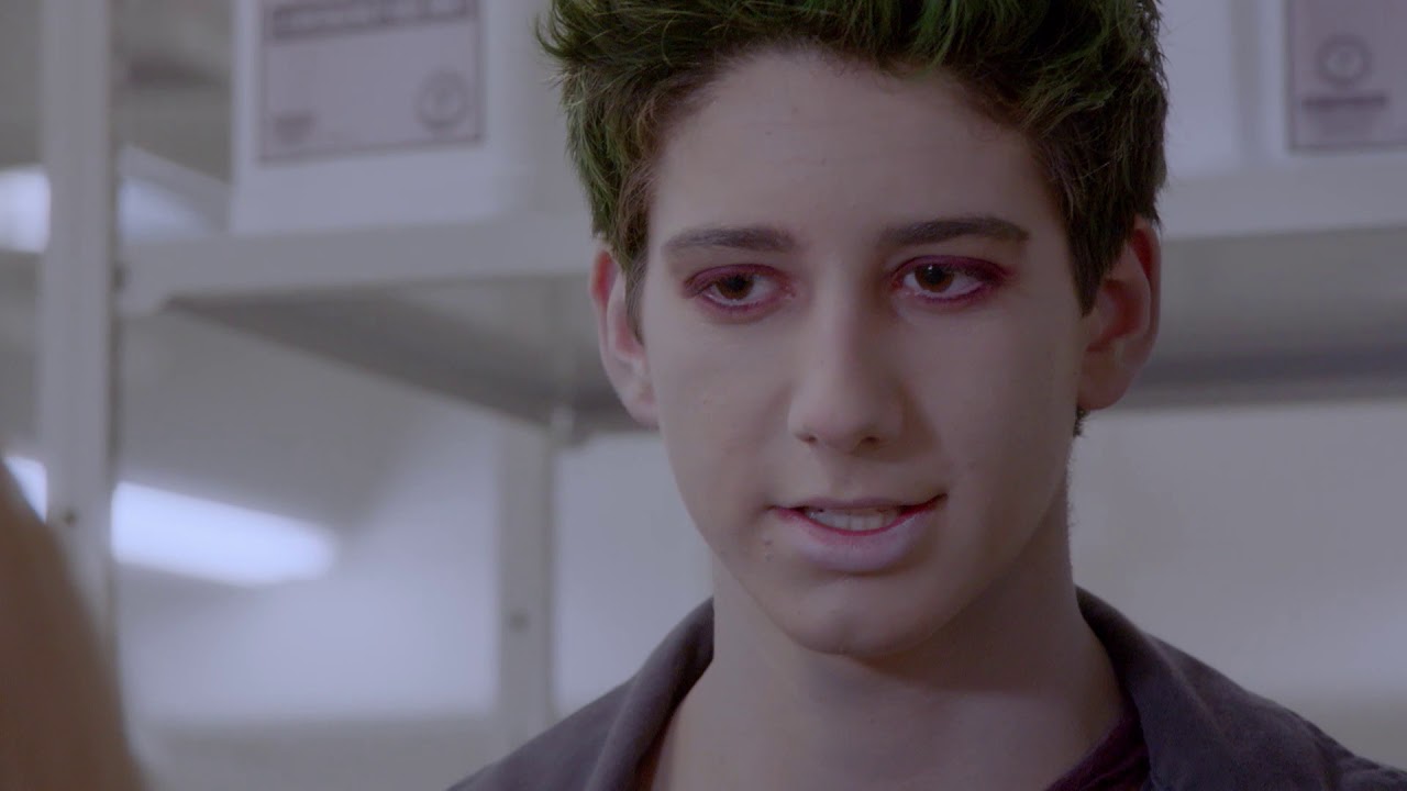 Trailer ZOMBIES I Disney Channel - YouTube