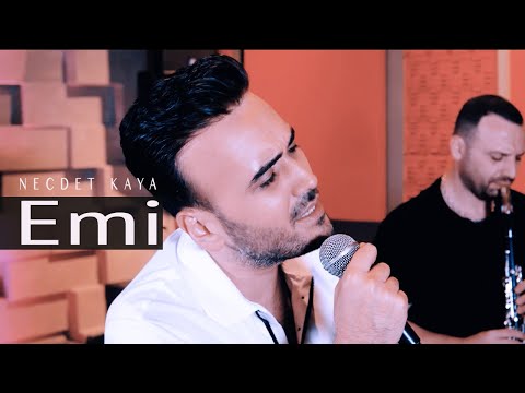 Necdet Kaya - Sen de Sev ama Sevilme ( E mi )