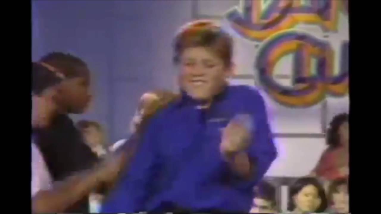 duane dances to some trap - YouTube