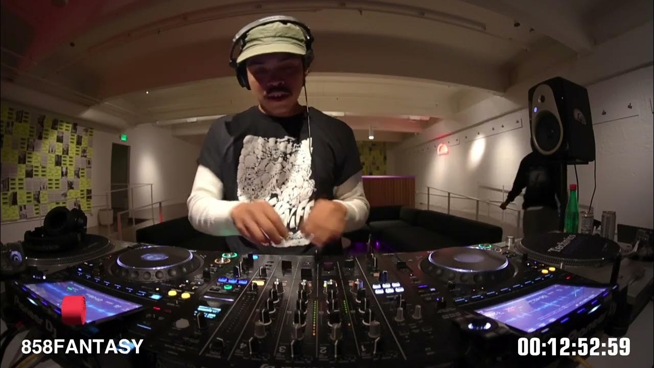 Eclectic Electro & Breakbeat Mix | 858FANTASY - YouTube