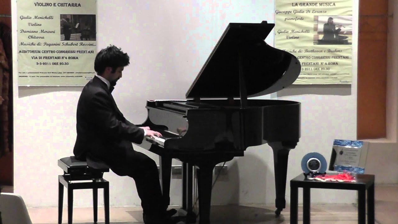 Valerio Vittorio Riggi - Chopin Notturno op 48 n° 1 - YouTube