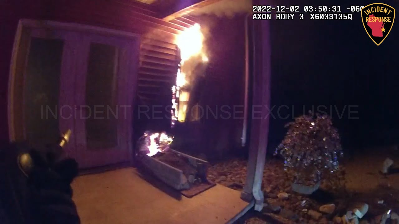 Body Cam: Sheriff Deputy puts out house fire in Fond du Lac County ...