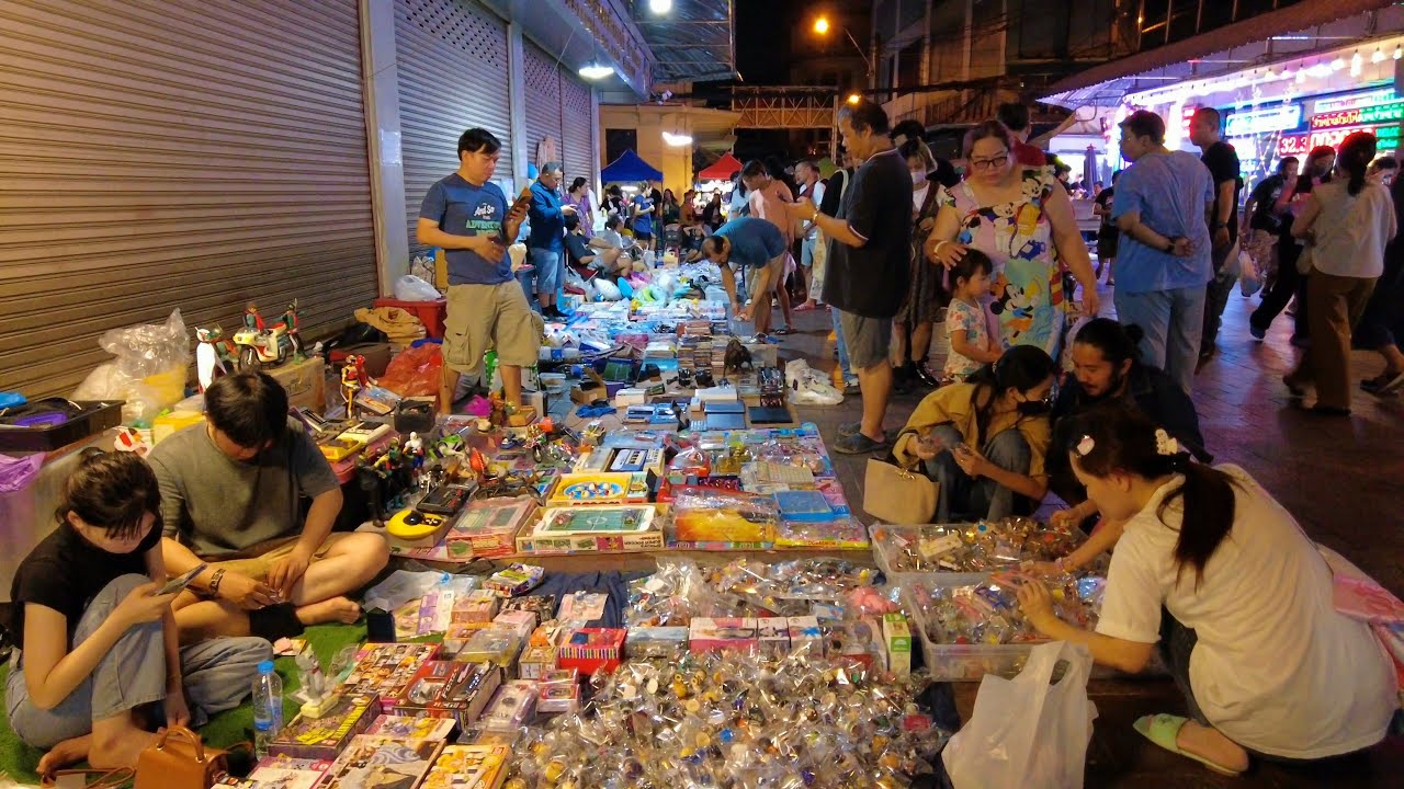 4K Thailand Travel 🇹🇭 Bangkok Chinatown Flea Market | Klong Thom ...