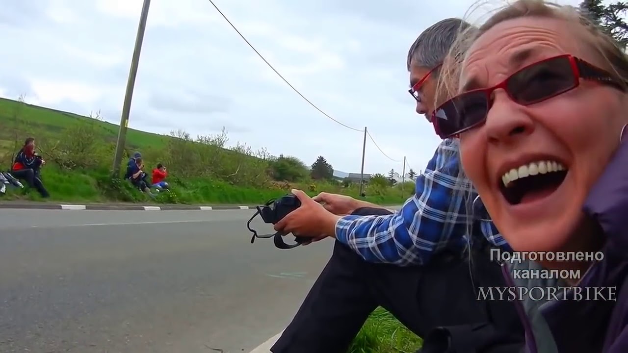 Racing TT island of a man people reactions at top speed @2018 - YouTube