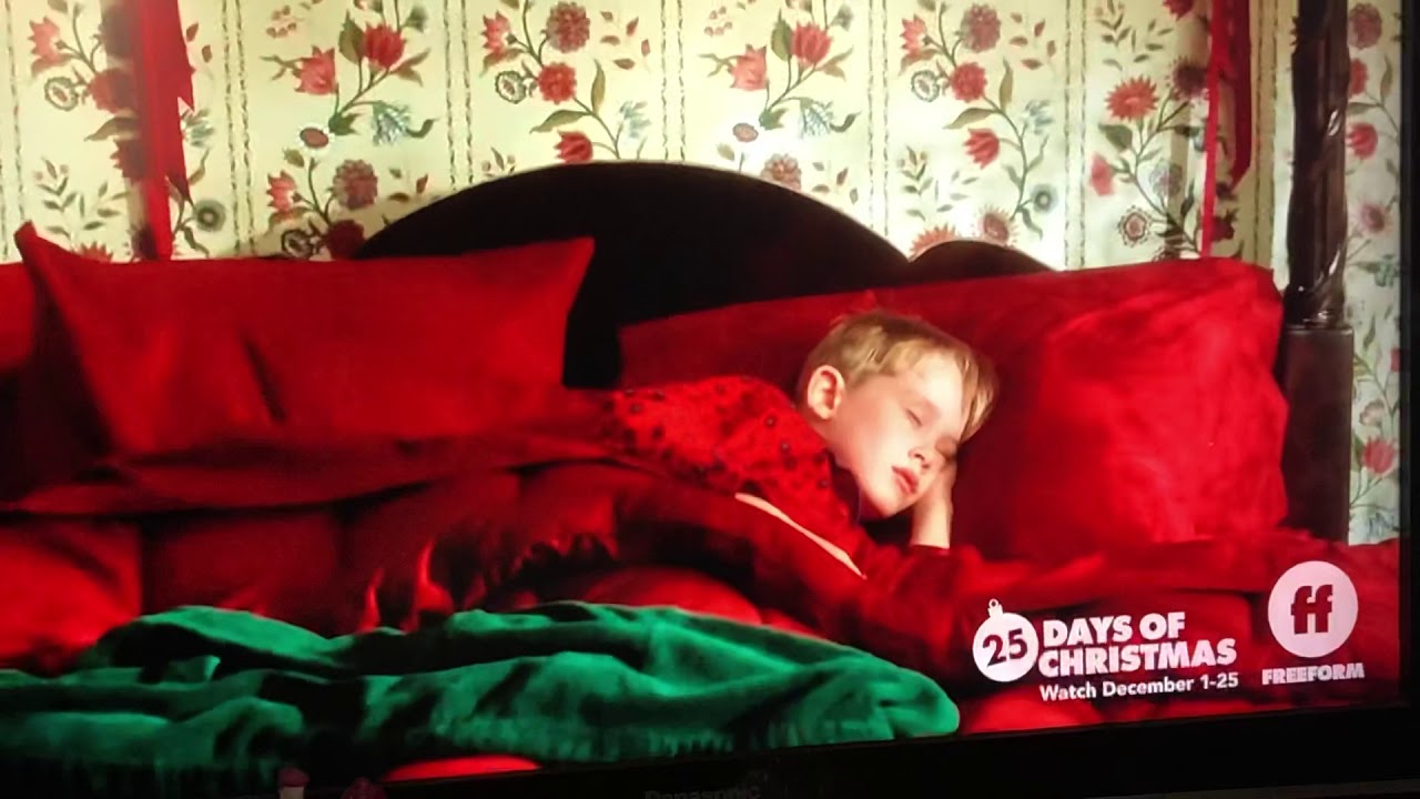 Home Alone Christmas morning - YouTube