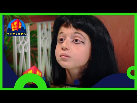 Vecinos, C9: El regalo de cumpleaños de Benito | T2 | Distrito Comedia
