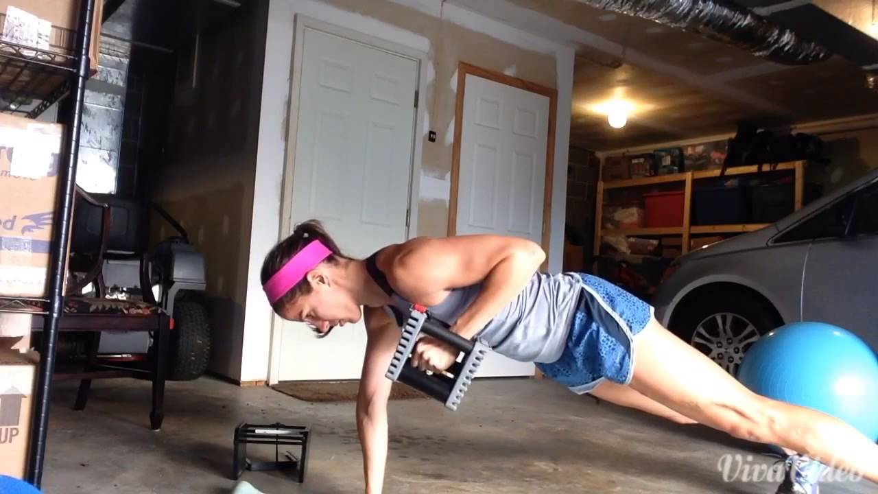 27 minute Chest and Tricep at home HIIT workout - YouTube