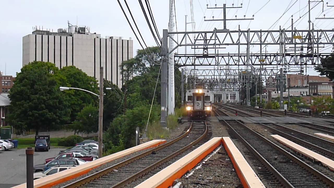 Metro North Danbury Train arriving in South Norwalk, CT - YouTube