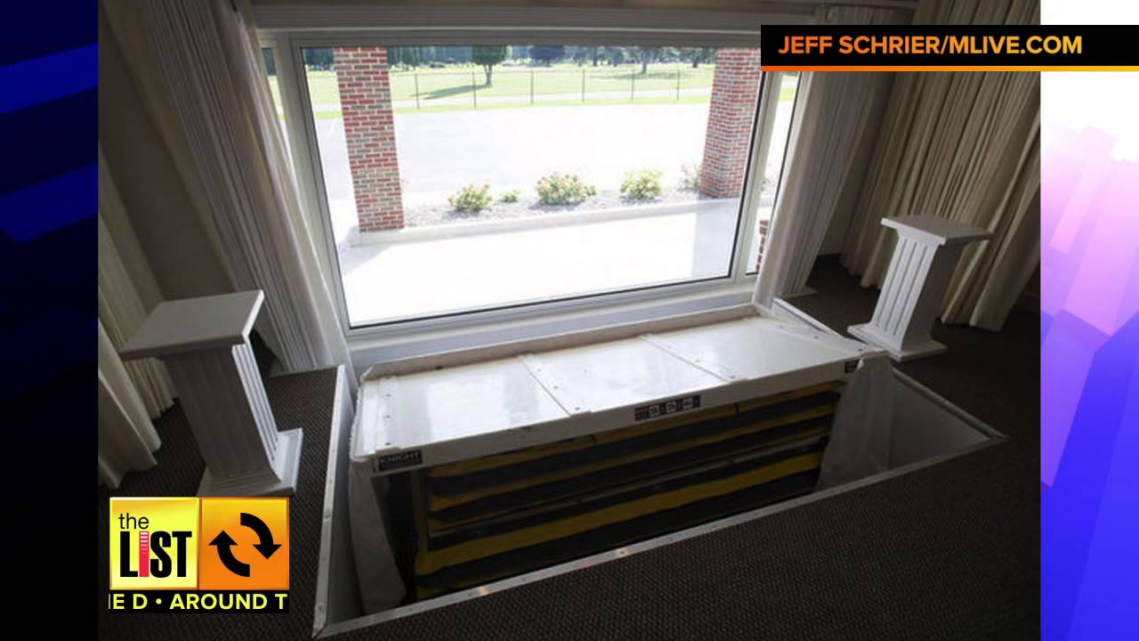 DETROIT: Drive Thru Funeral Home - YouTube