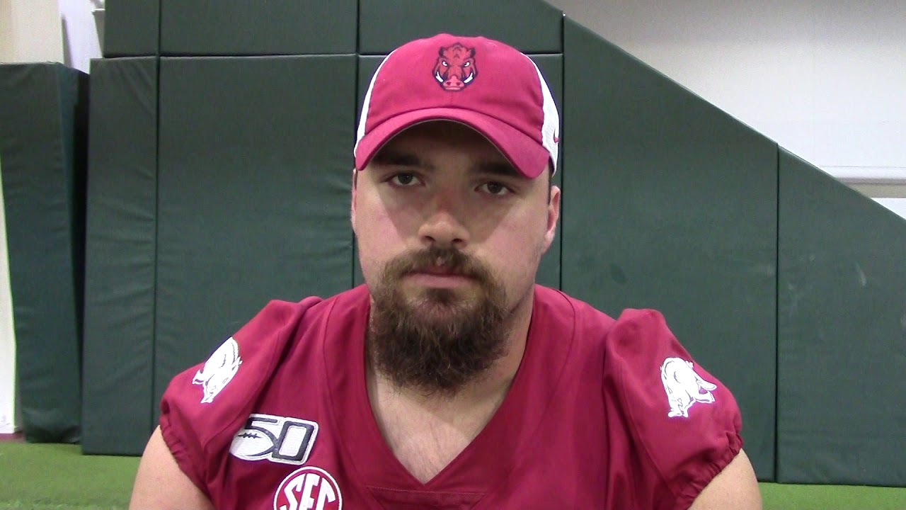 HawgBeat.com - Arkansas 2019 Player Media Day - Austin Capps - YouTube