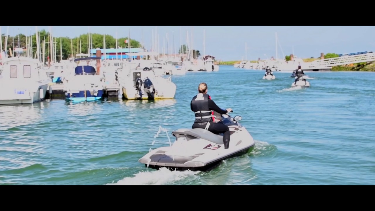 Jet Sport 64 Anglet Côte Basque 2017 (France) jet ski pays basque - YouTube
