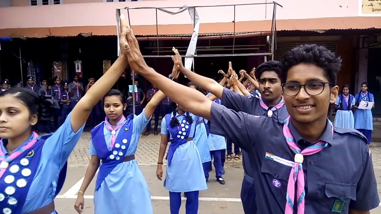 FLASH MOB BY SCOUT AND GUIDE NSS HSS PARAKKADAVU - YouTube