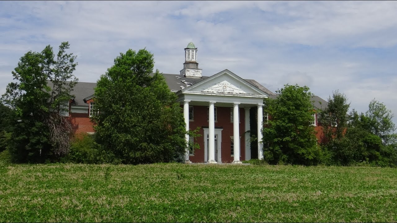 Abandoned Massive Orphanage With Padded Room and Lots More! - YouTube