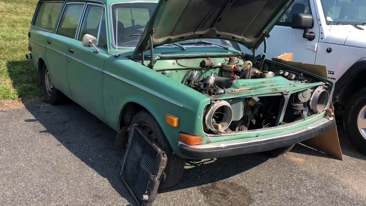 I buy a 1972 Volvo 145 and make it run! - YouTube