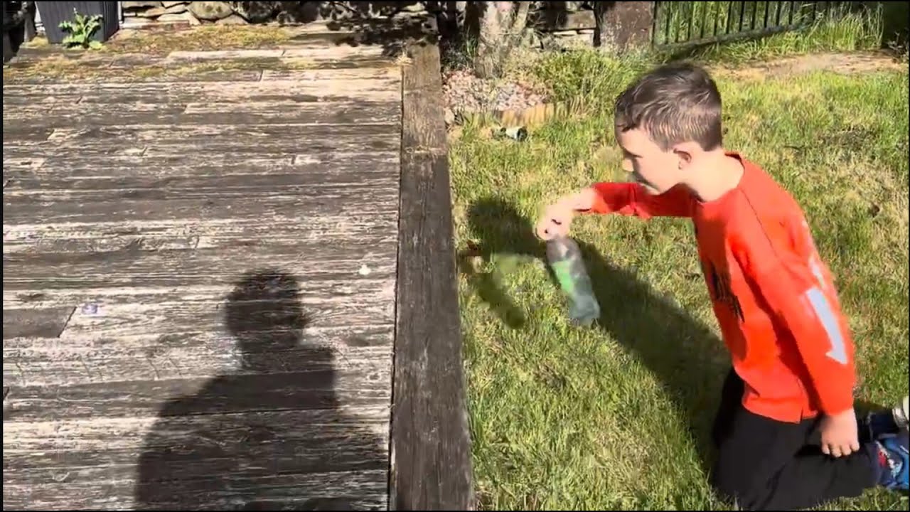 Father VS Son game of bottle flip first to three! - YouTube