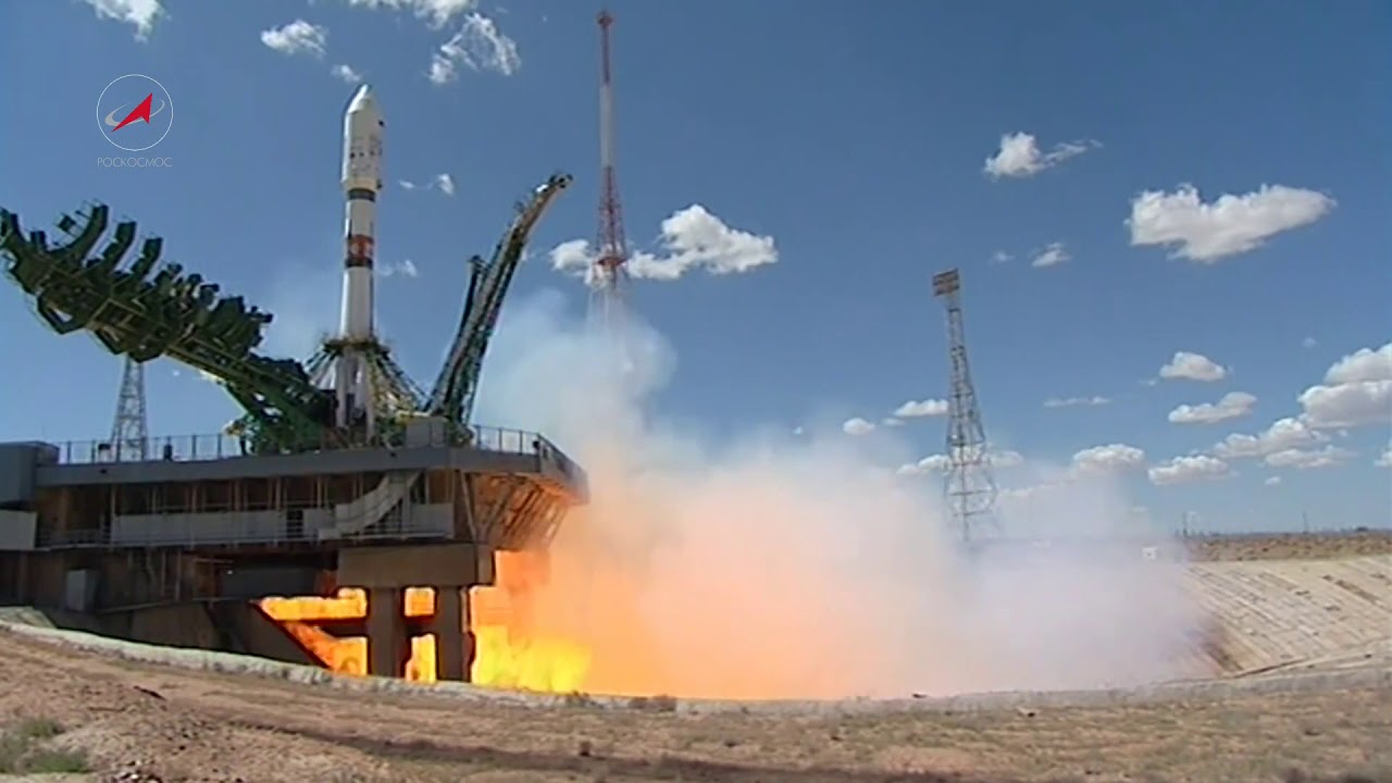 Vzlet vesmírné rakety | Запуск ракеты в космос - YouTube