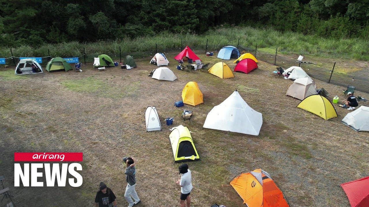 Enjoyable camping on Jeju Island utilizing renewable energy - YouTube