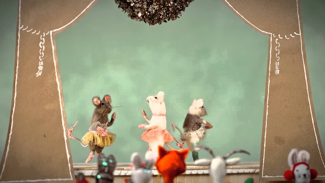 A holiday stop-motion featuring our festive trim | Anthropologie - YouTube